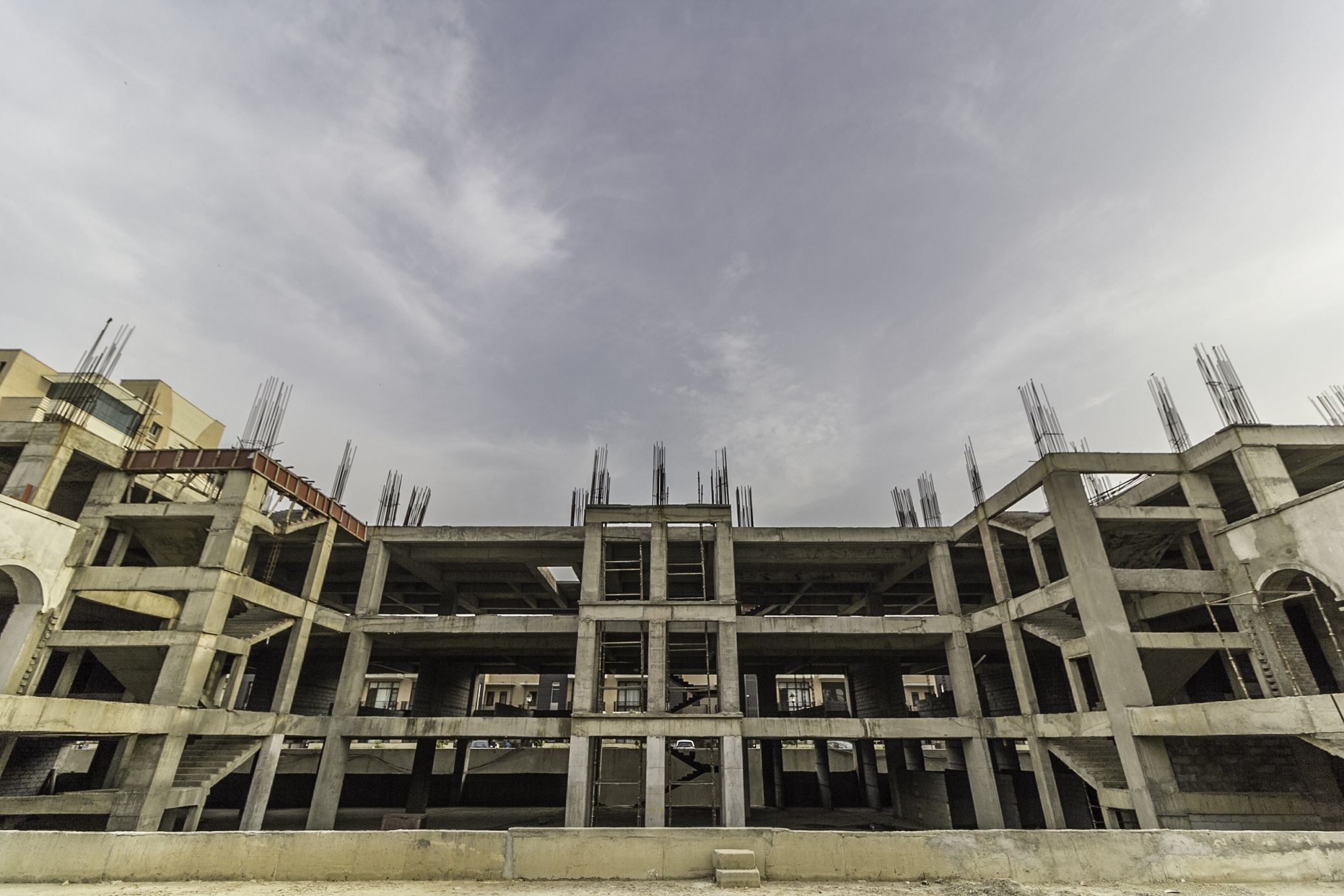 Buy Commercial Property in Ludhiana - Omaxe Royal Arcade