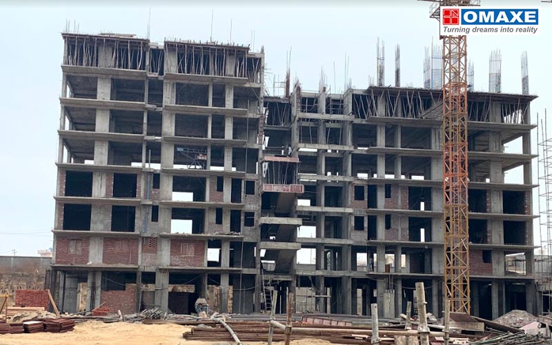 Buy Commercial Property in Ludhiana - Omaxe Royal Arcade