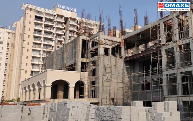 Buy Commercial Property in Ludhiana - Omaxe Royal Arcade