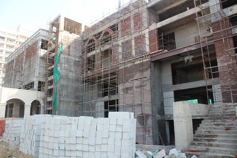 Buy Commercial Property in Ludhiana - Omaxe Royal Arcade