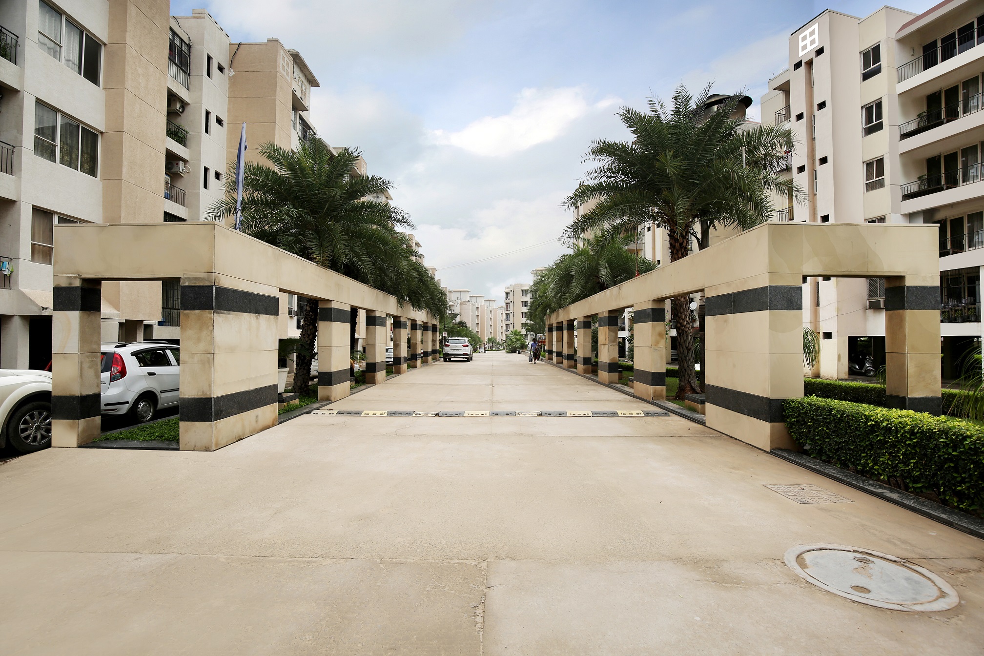 Flats in Baddi | 1 BHK, 2 BHK, 3 BHK Flat in Baddi - Omaxe Park Woods
