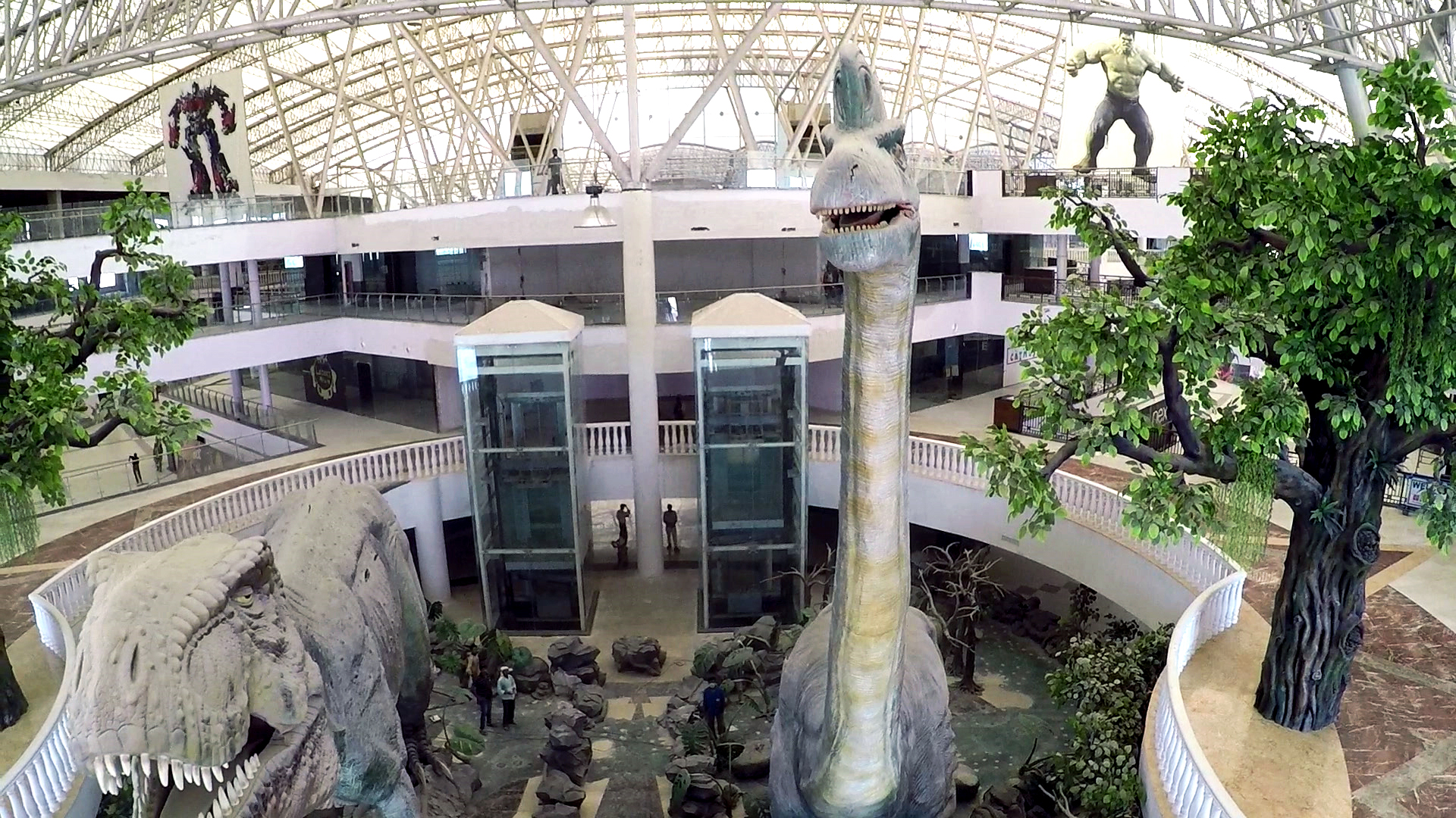 Commercial Property in Greater Noida - Omaxe Mall Connaught Place