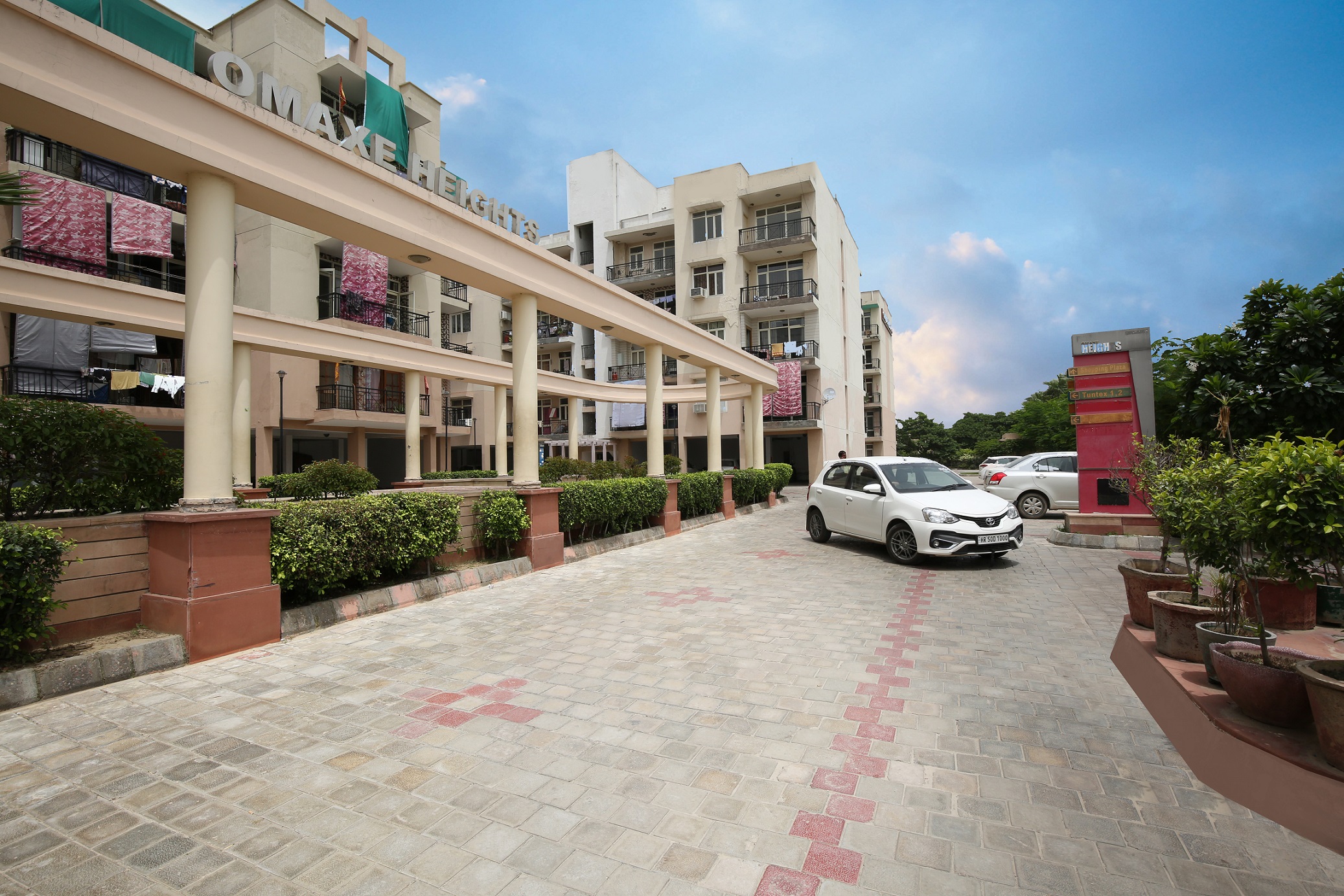 Flats in Palwal | 2 BHK, 3 BHK Flat in Palwal - Omaxe Heights